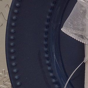 Royal Norfolk | Dining | St Set Celebrate With These 2 Deep Blue Dinner ...
